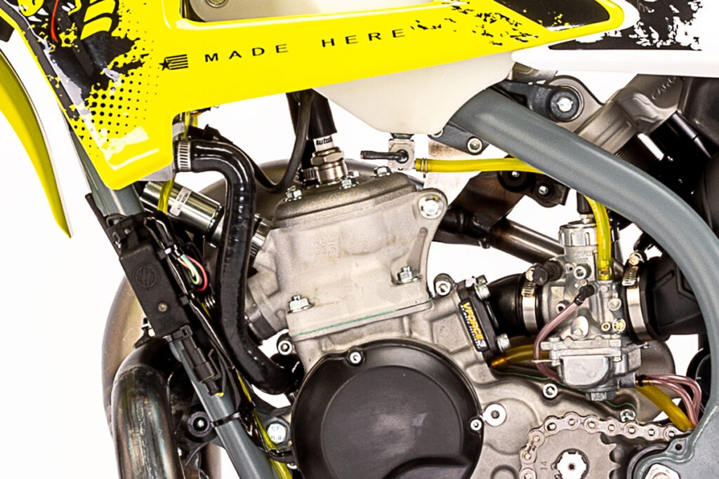 CX65 2024 – Cobra MOTO